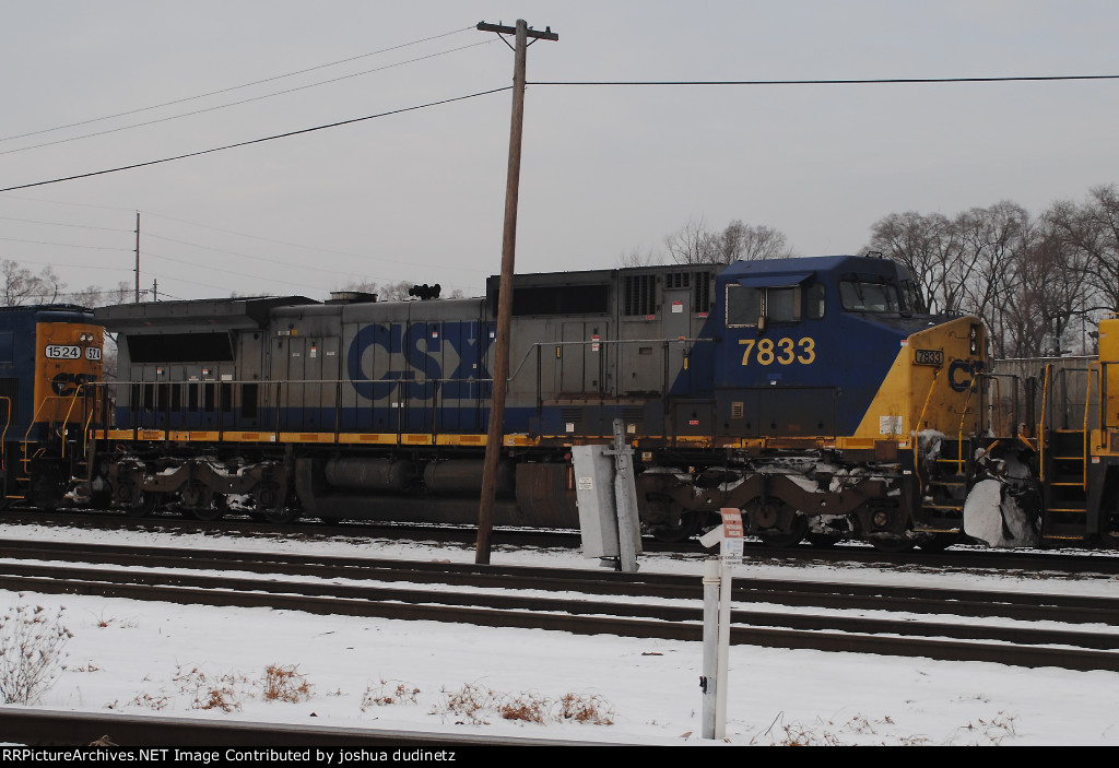 CSX 7833